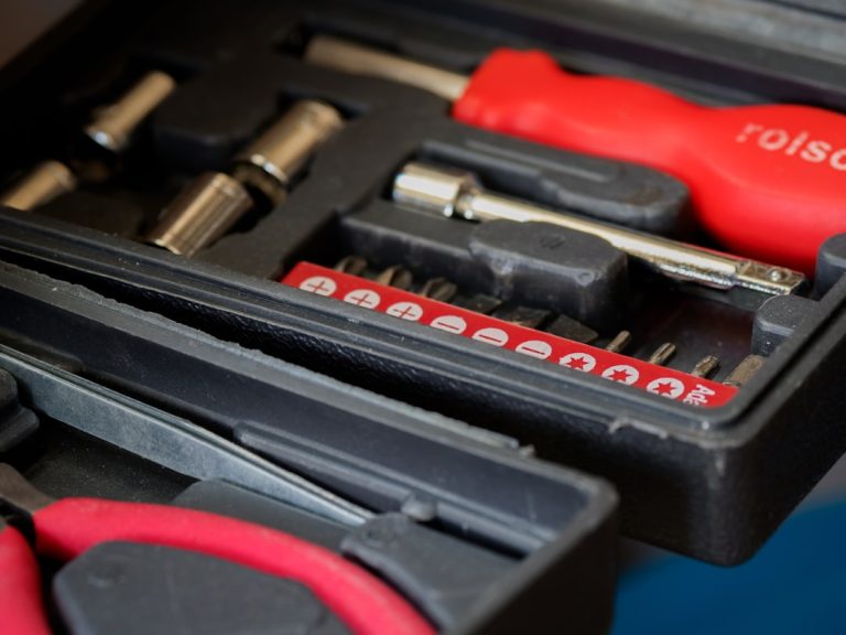 Using Outlook repair tools and updates to fix email address recognition ...